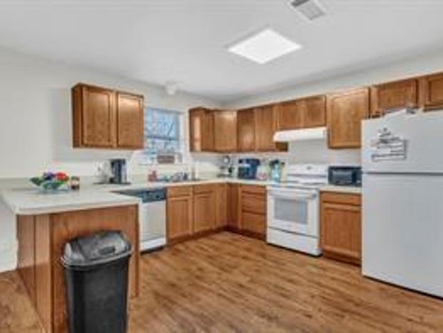 2 BR, 1 BA Apartment 307 North Jordan Street, Whitesboro, TX 76273