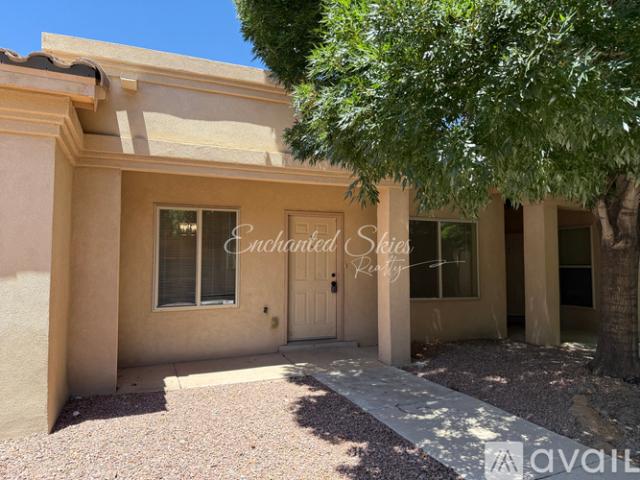 2 BR, 1 BA Apartment 3051 Southern Blvd SE, Unit B, Rio Rancho, NM 87124