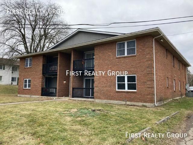 2 BR, 1 BA Apartment 305 N Broadway, Trotwood, OH 45426
