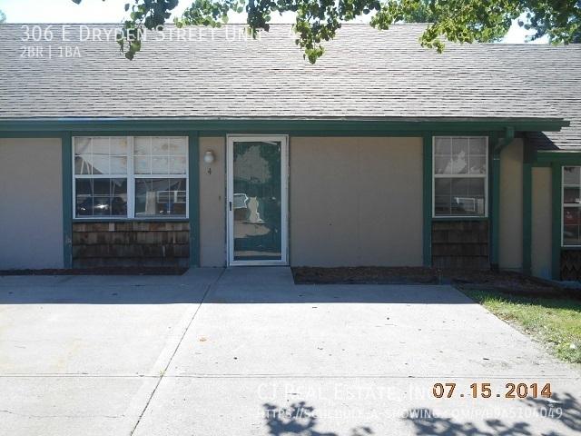 2 BR, 1 BA Apartment 306 E Dryden Street Unit, Odessa, MO 64076