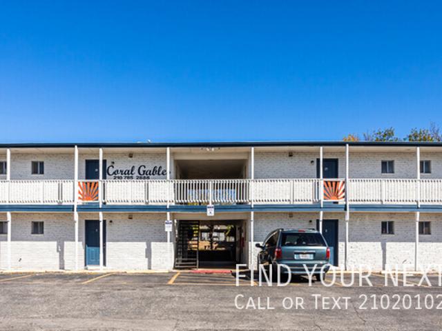 2 BR, 1 BA Apartment 306 Gentleman Rd, Balcones Heights, TX 78201