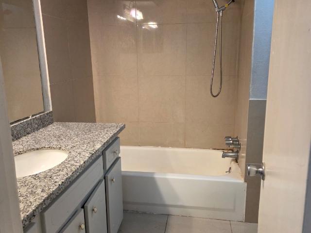 2 BR, 1 BA Apartment 306 North Street, Houston, TX 77009