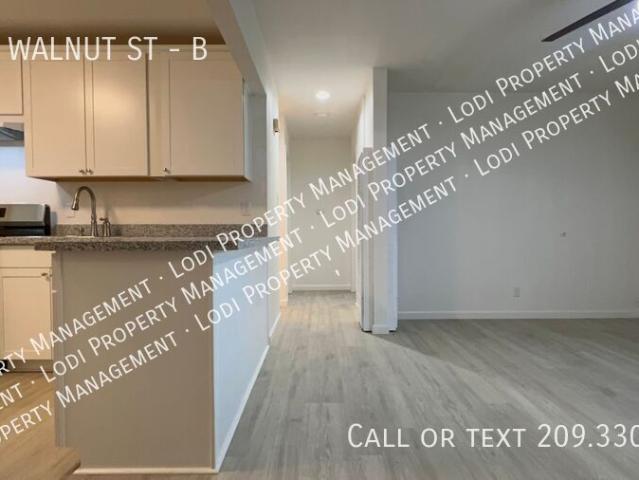 2 BR, 1 BA Apartment 308 E WALNUT ST, LODI, CA 95240