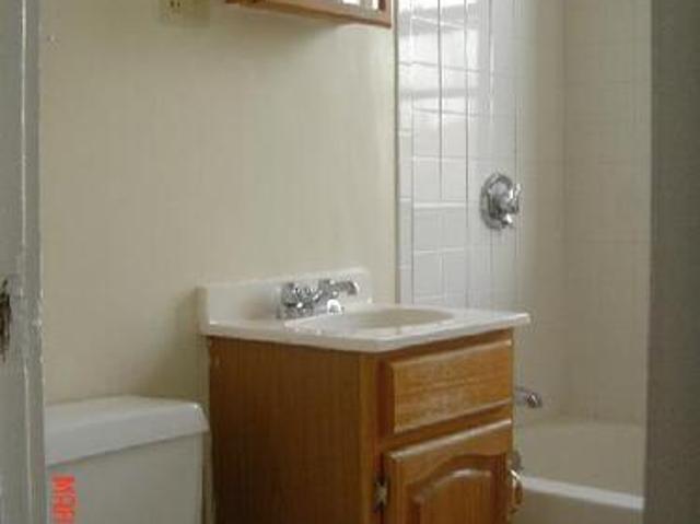2 BR, 1 BA Apartment 309 Huntington Ave, Unit 2C, Boston, MA 02115