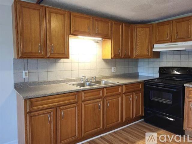 2 BR, 1 BA Apartment 30 Beech Street, Unit 4C, Bristol, NH 03222