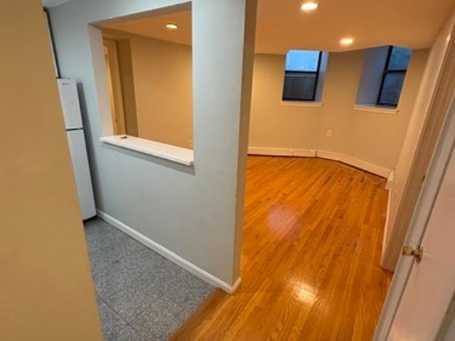 2 BR, 1 BA Apartment 30 Peterborough St, Unit G, Boston, MA 02215