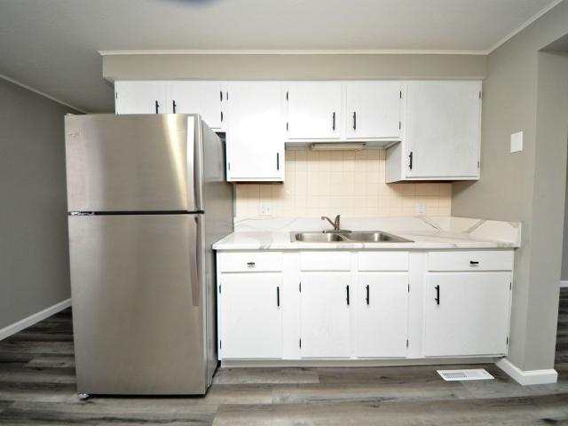 2 BR, 1 BA Apartment 313 Granada Drive, Warrenton, MO 63383