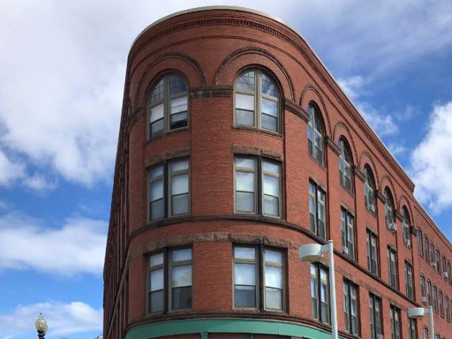 2 BR, 1 BA Apartment 312 Union Street, Lynn, MA 01901
