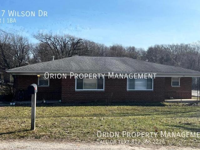 2 BR, 1 BA Apartment 317 Wilson Dr, Bloomfield, IN 47424