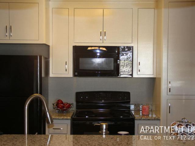 2 BR, 1 BA Apartment 317 Gladstell St, Conroe, TX 77301