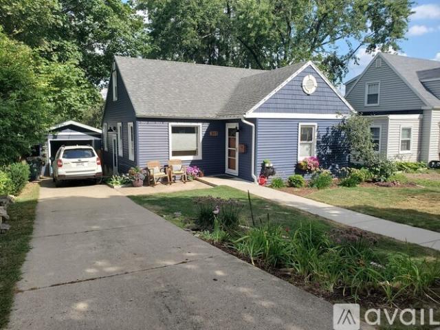2 BR, 1 BA Apartment 317 Glenway Street, Madison, WI 53705