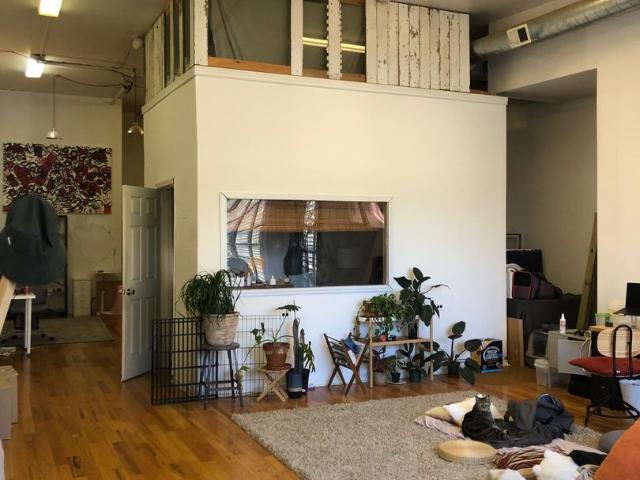 2 BR, 1 BA Apartment 3147 S Morgan Street, Chicago, IL 60608