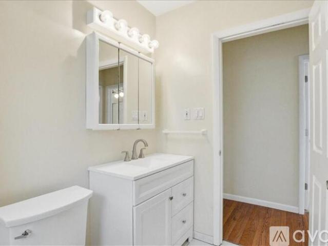 2 BR, 1 BA Apartment 315 Crestwood Avenue, Unit Floor 2, Buffalo, NY 14216