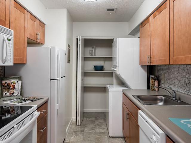 2 BR, 1 BA Apartment 315 Pikeview Dr Unit 2 Bedroom Apartment, Beckley, WV 25801