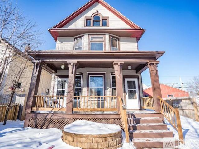 2 BR, 1 BA Apartment 3161 Vernon Street, Unit Lower Unit 1, Duluth, MN 55806