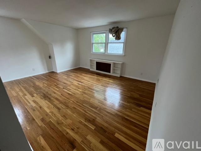 2 BR, 1 BA Apartment 316 New Hyde Park Road, Unit 2, Franklin Square, NY 11010