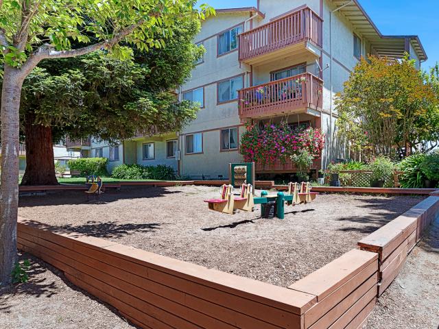 2 BR, 1 BA Apartment 31 Lassen Way Unit 31C, Watsonville, CA 95076
