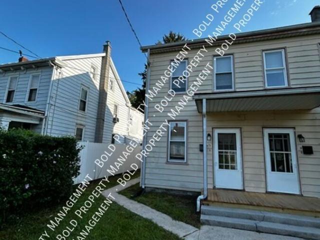 2 BR, 1 BA Apartment 31.5 Maple St Lebanon, PA 17046