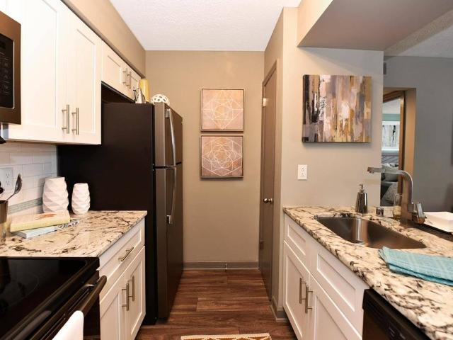 2 BR, 1 BA Apartment 3200 Loch Ness Drive Unit 139, Lexington, KY 40517