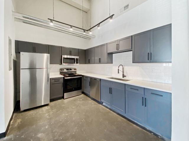 2 BR, 1 BA Apartment 3201 1st Avenue Unit D118, Columbus, GA 31904