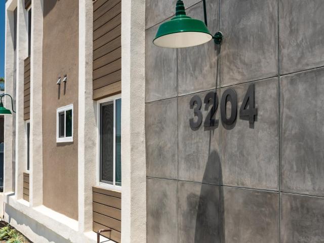 2 BR, 1 BA Apartment 3204 Collier Avenue, San Diego, CA 92116