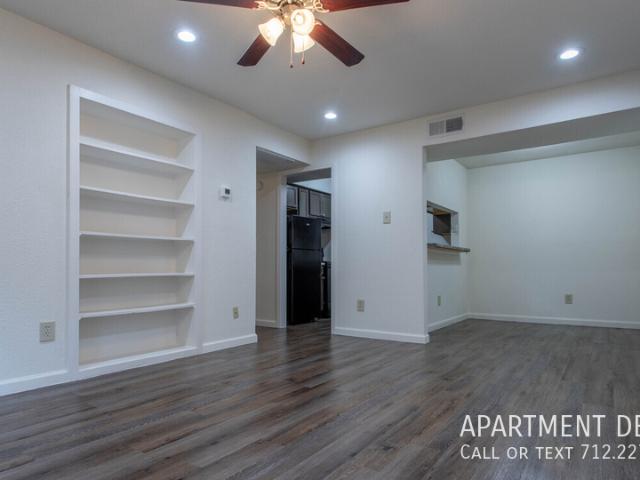 2 BR, 1 BA Apartment 3206 Mangum RdÂ, Houston, TX 77092