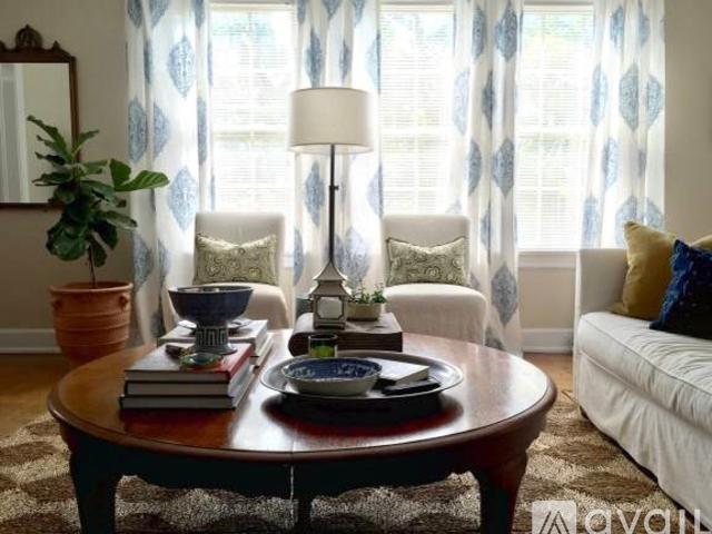 2 BR, 1 BA Apartment 3218 Country Club Rd, Unit 2, Mountain Brook, AL 35213