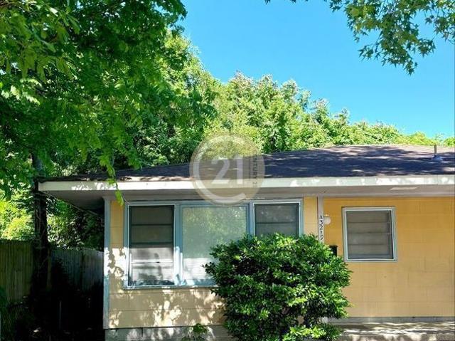 2 BR, 1 BA Apartment 3219 Brest Avenue, Norfolk, VA 23509