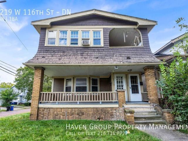 2 BR, 1 BA Apartment 3219 W 116th St, Cleveland, OH 44111