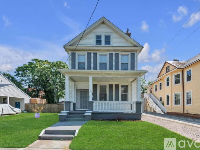 2 BR, 1 BA Apartment 321 W 36th St, Unit 1, Norfolk, VA 23508