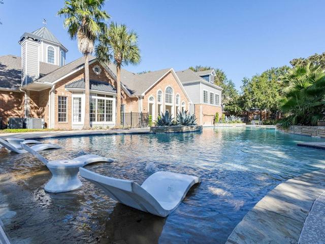 2 BR, 1 BA Apartment 3225 Woodland Park Drive Unit 0613, Houston, TX 77082