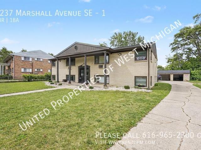 2 BR, 1 BA Apartment 3237 Marshall Avenue SE, Grand Rapids, MI 49508