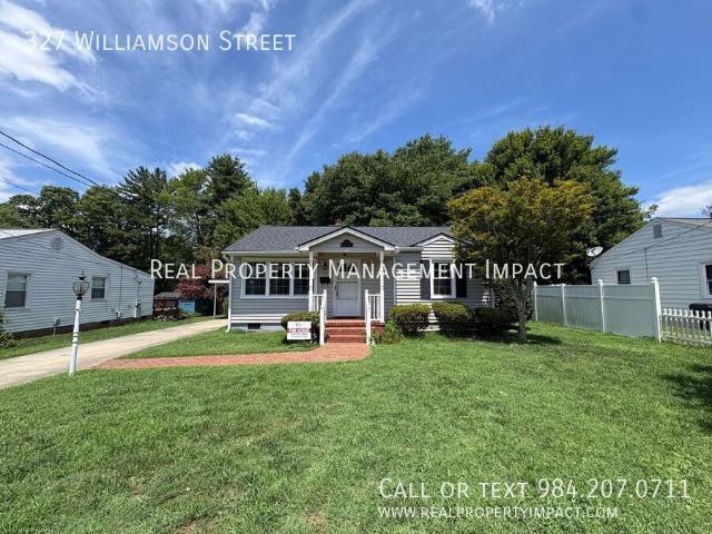 2 BR, 1 BA Apartment 327 Williamson Street, Burlington, NC 27215