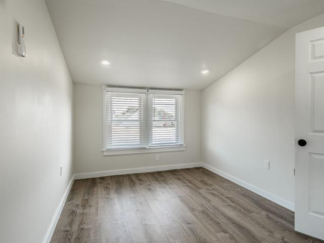 2 BR, 1 BA Apartment 324 326 Darby Rd, Havertown, PA 19083