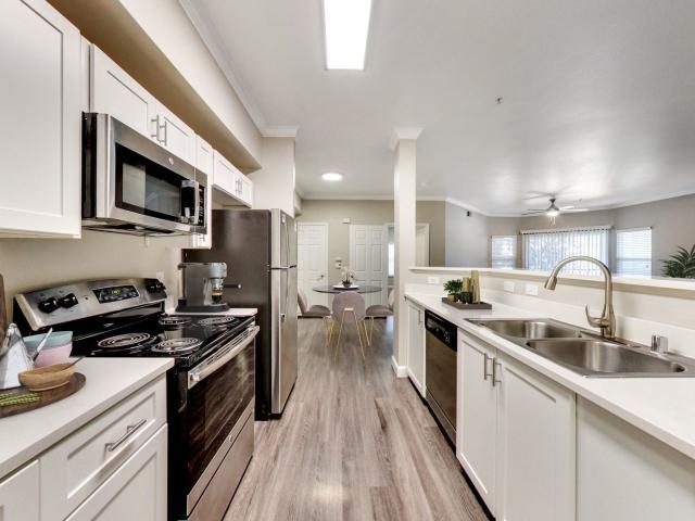 2 BR, 1 BA Apartment 3250 Laurelhurst Dr Unit 142, Rancho Cordova, CA 95670