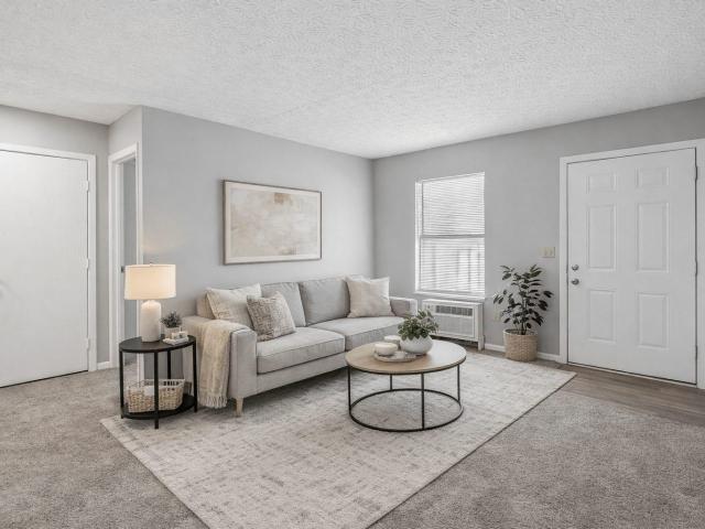2 BR, 1 BA Apartment 3264 Green Meadows St Unit 3326, Columbus, OH 43207
