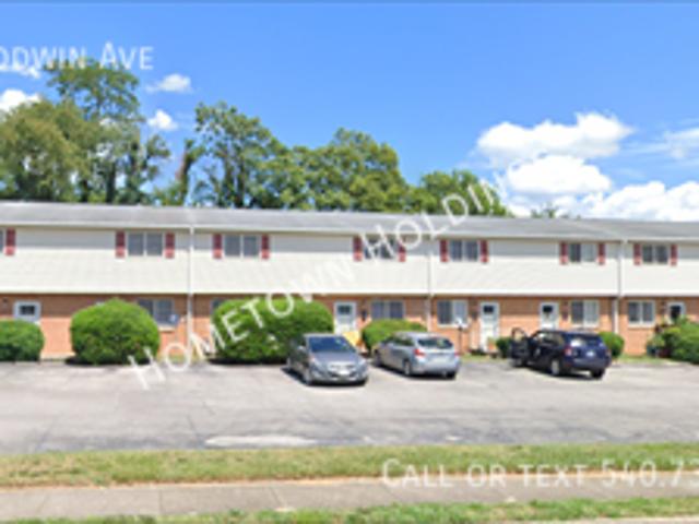 2 BR, 1 BA Apartment 32 Goodwin Ave, Salem, VA 24153