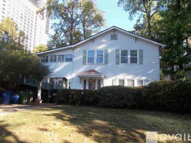 2 BR, 1 BA Apartment 32 Highland Drive Northeast, Unit C, Atlanta, GA 30305