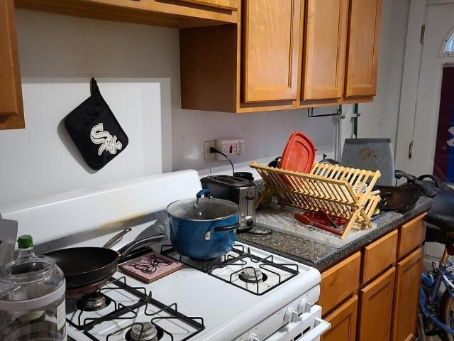 2 BR, 1 BA Apartment 3303 W Belden Ave, Chicago, IL 60647