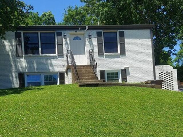 2 BR, 1 BA Apartment 330 Elysian Fields Rd Unit B, Nashville, TN 37211