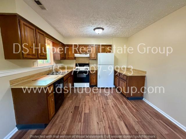 2 BR, 1 BA Apartment 330 N. Church St Potterville, MI 48876