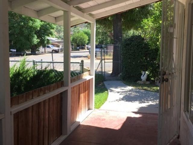 2 BR, 1 BA Apartment 33141 Case Street, Lake Elsinore, CA 92530
