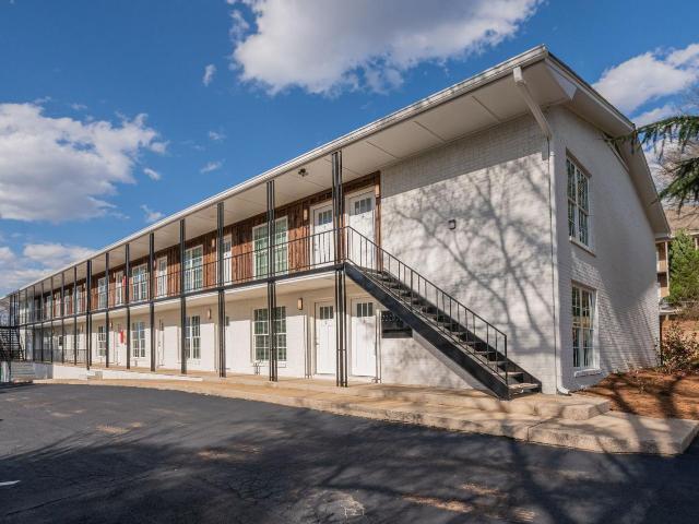 2 BR, 1 BA Apartment 3314 Cliff Road South Unit K, Birmingham, AL 35205