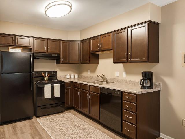 2 BR, 1 BA Apartment 3315 E Longview Avenue Unit 24, Bloomington, IN 47408