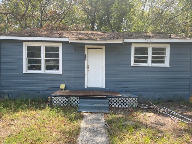 2 BR, 1 BA Apartment 331 W. 77th St, Shreveport, LA 71106