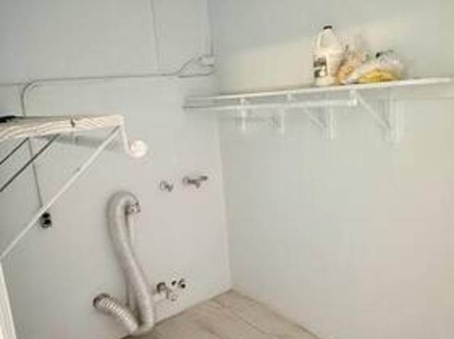 2 BR, 1 BA Apartment 3336 E Terrace Ave, Fresno, CA 93703