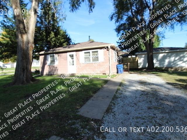 2 BR, 1 BA Apartment 3336 N 9th St, Lincoln, NE 68521