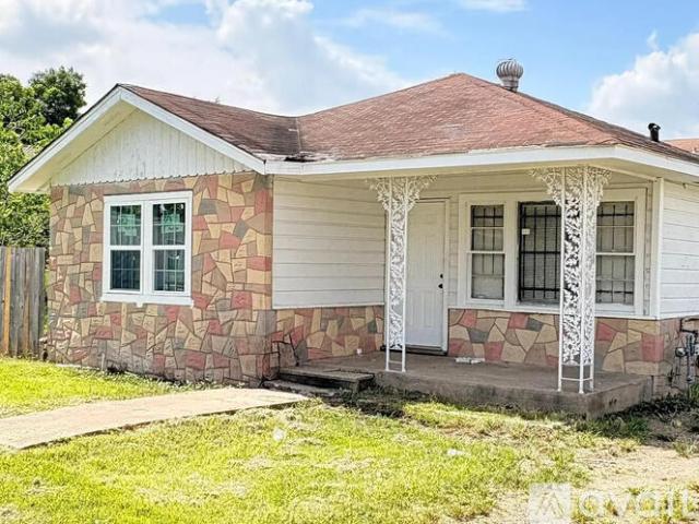 2 BR, 1 BA Apartment 335 Delaware St, Houston, TX 77029