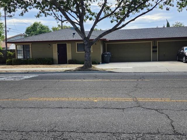 2 BR, 1 BA Apartment 335 North Central Avenue, Tracy, CA 95376