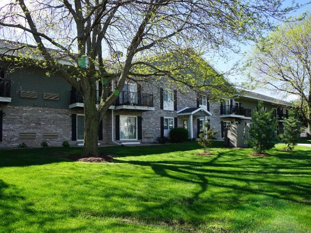 2 BR, 1 BA Apartment 33 Oakbridge Court #9 Unit 36, Madison, WI 53717